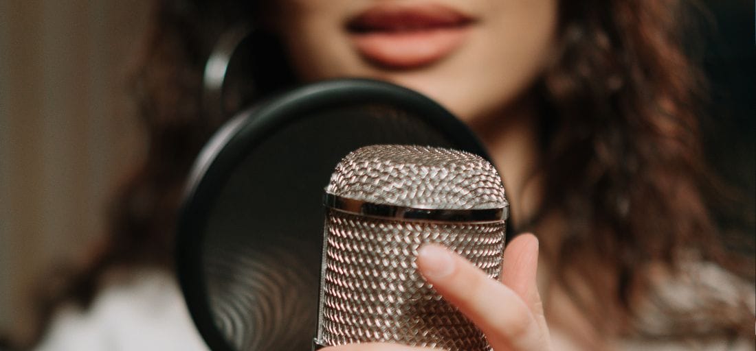 A Complete Guide to Documentary Voice Overs - Matinée Multilingual